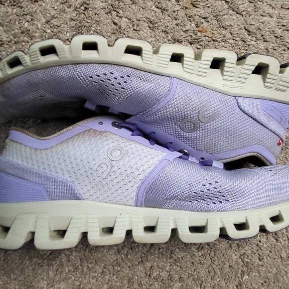 On Running | Shoes | On Cloud Swiss Engineering Cloud X Womens | Poshmark